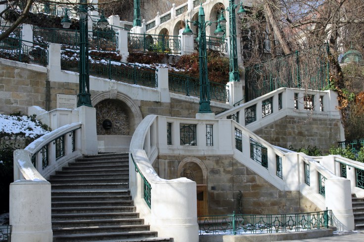 Cascading Splendor: Doderer’s «The Strudlhof Steps»